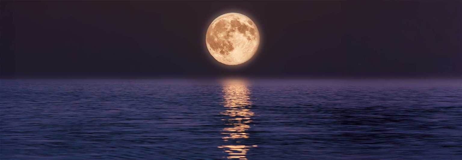 Full Moon in Cancer 2025: A Safe Space to Feel - Moon Omens